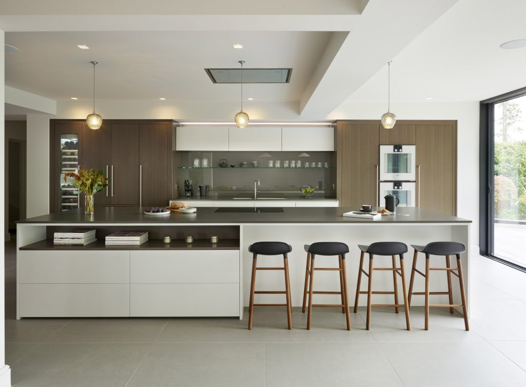 Chamber Furniture | Manufacturers of White Kitchen Cabinets